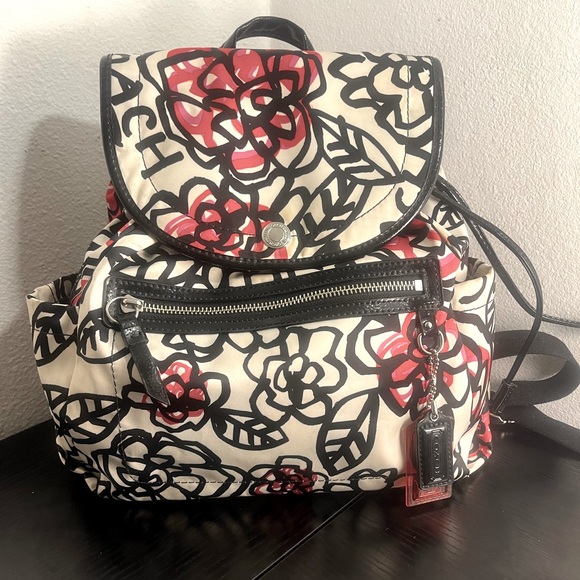 Coach | Bags | Coach Poppy Daisy Floral Graffiti Nylon Backpack Wtop ...